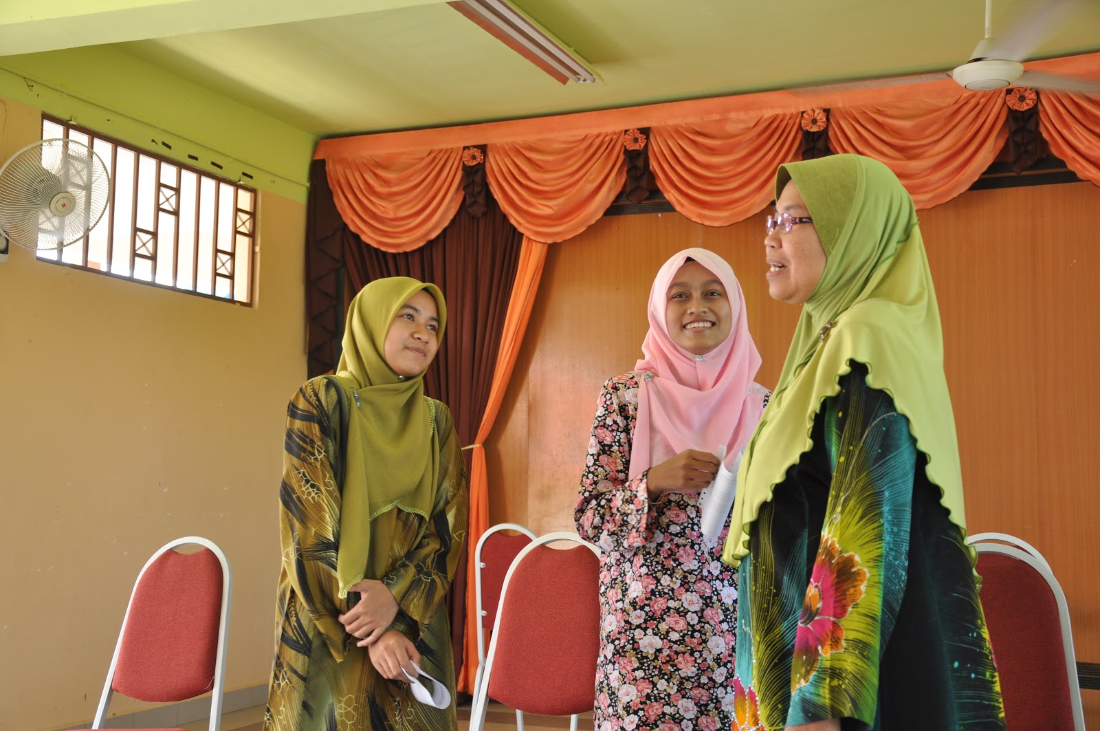 PSS SMK BUKIT GUNTONG KUALA TERENGGANU: TAHNIAH KEPADA PELAJAR TERBAIK ...