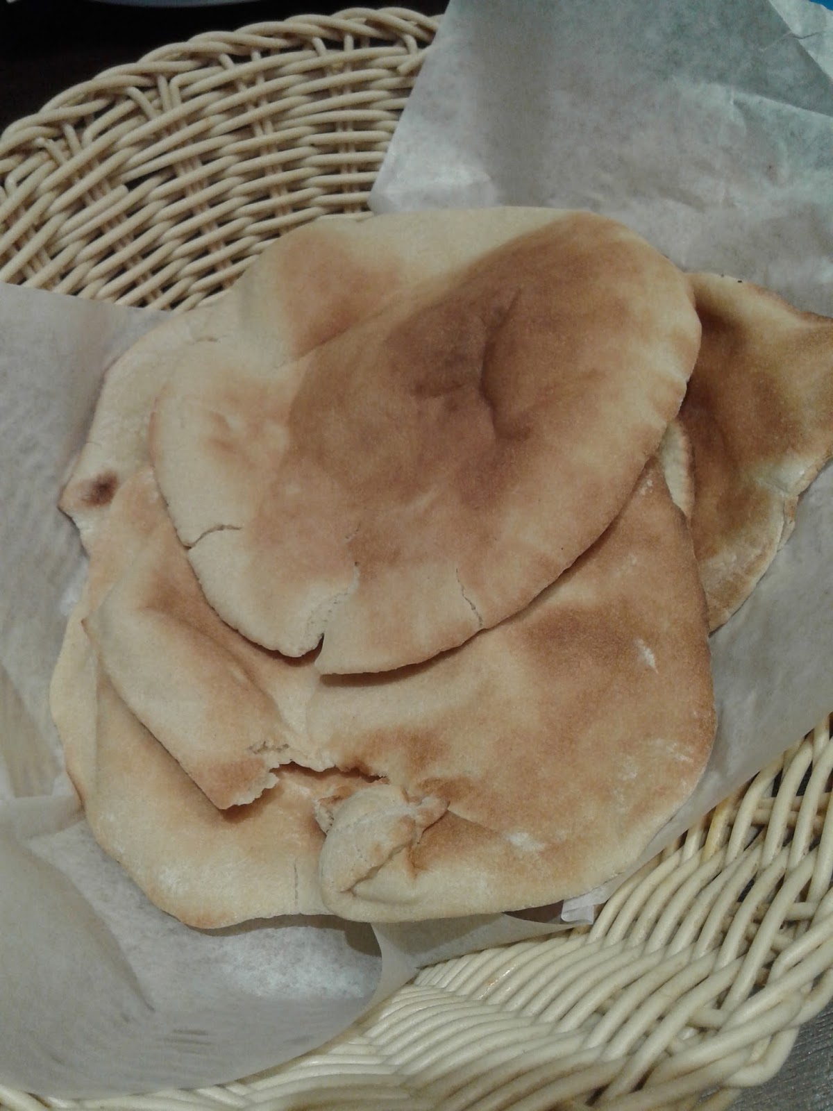 Memory ZiaSaf: Dapurku D'Riyadh(127) - Roti Arab