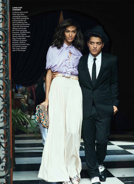 Vedete: Bruno Mars în Vogue
