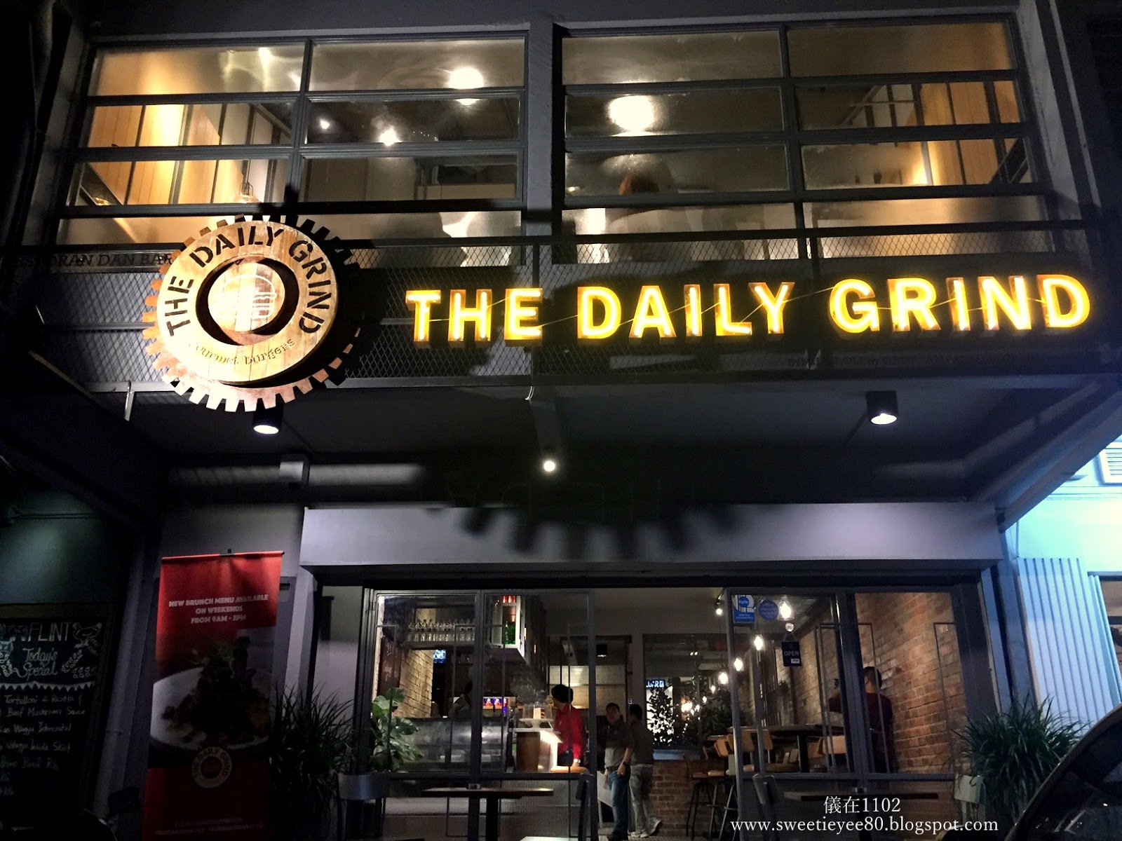 儀在1102: The Daily Grind 参与The Entertainer携手打造买一送一餐饮优惠促销 | The Daily ...
