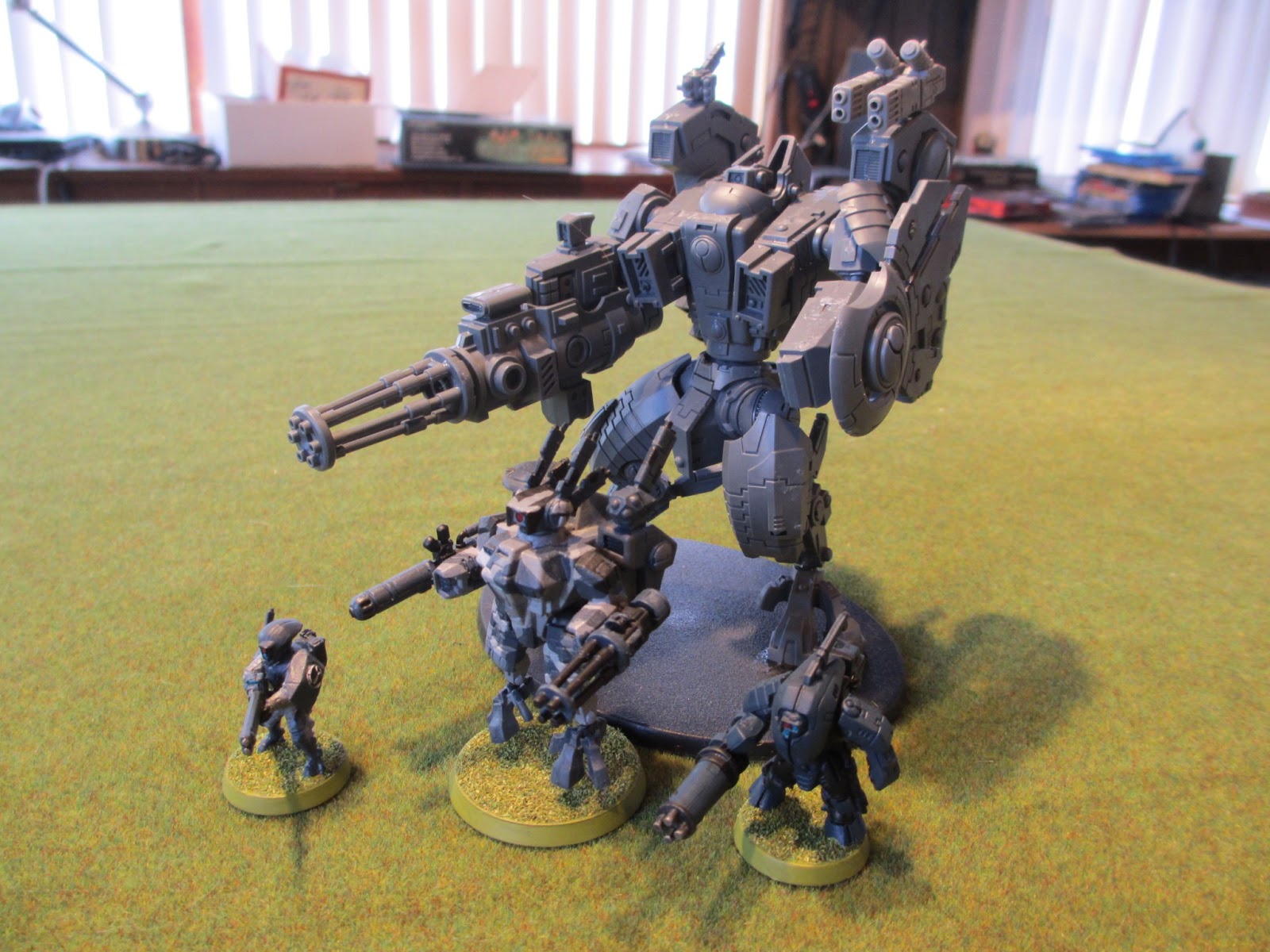 Atomic Warlords: Tau, Gundam style