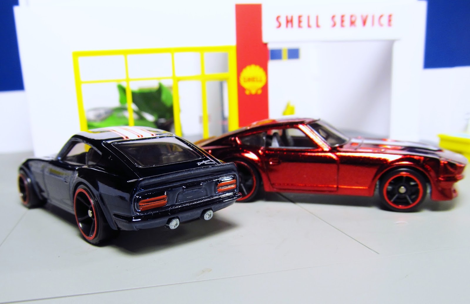 hot wheels modern classics 240z