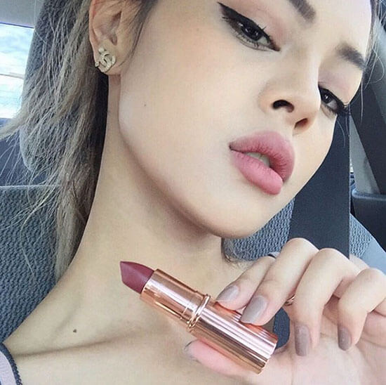 Son Matte Charlotte Tilbury Khiến Đôi Môi Trở Nên Đẹp Quyến Rũ