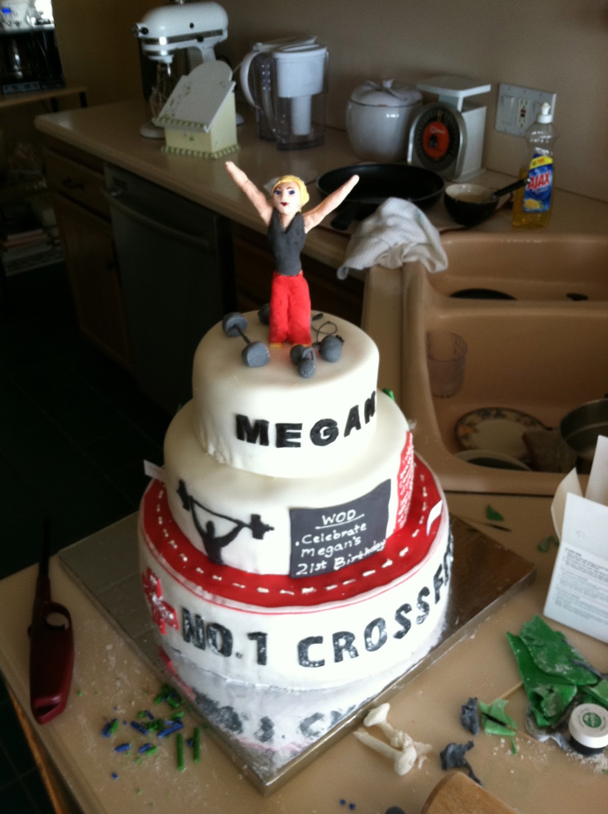 Cakes and Crafts: Crossfit Cake