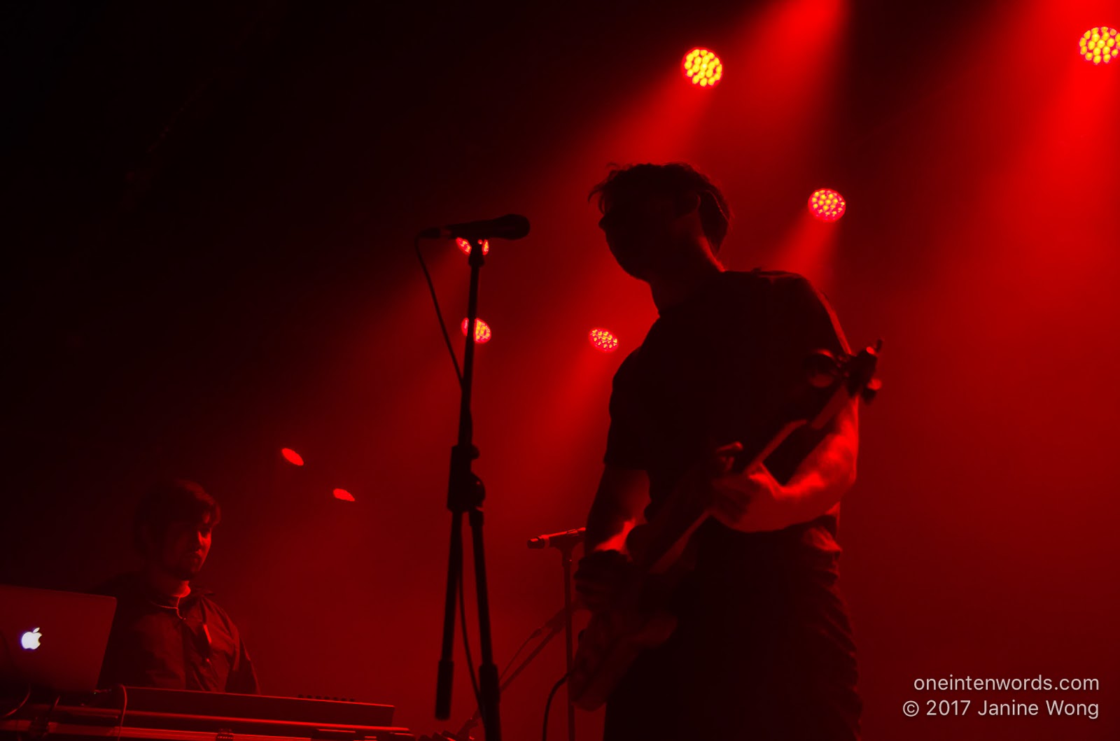 one in ten words: Two Feet at The Mod Club - Concert Photos