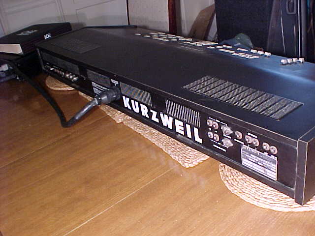MATRIXSYNTH-B: KURZWEIL EXPANDER KMS 250 SYNTHESIZER SN 86050085