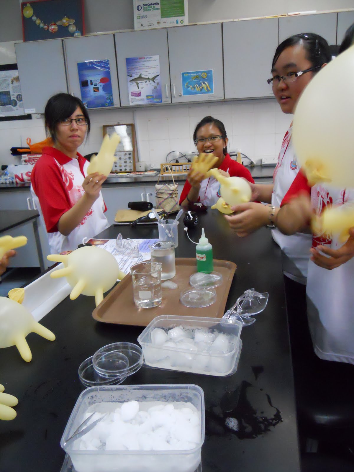 chem2U: Sublimation of Dry Ice