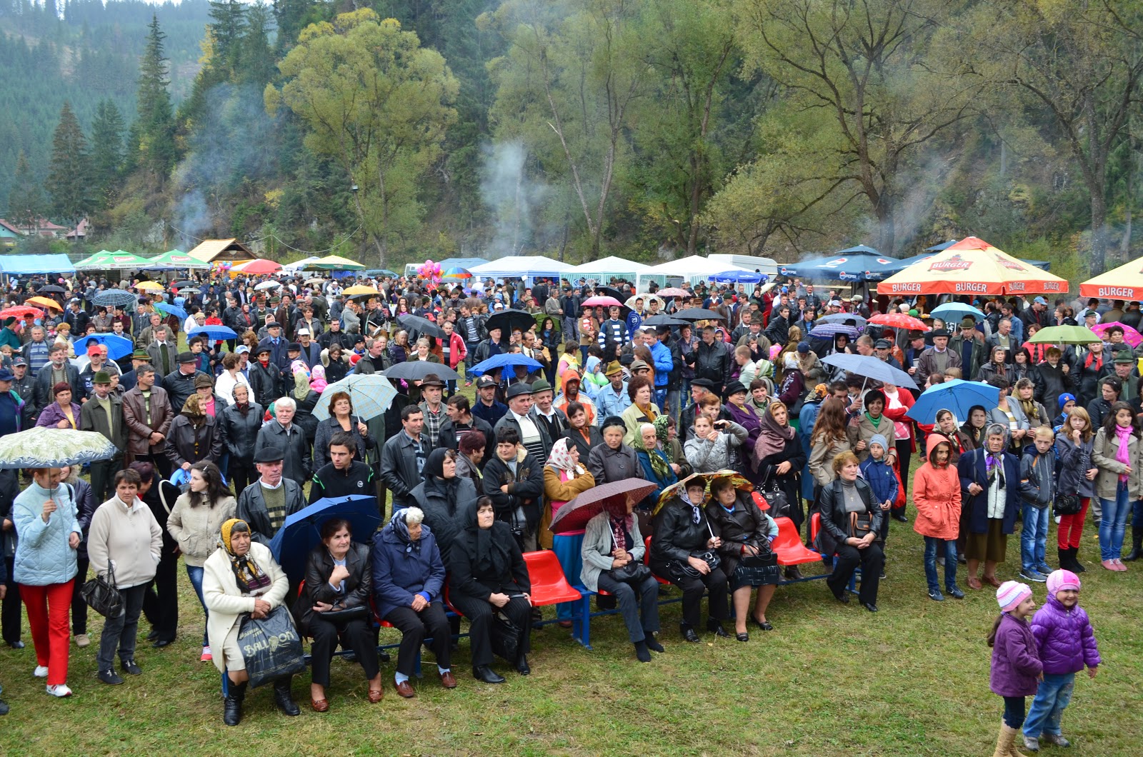 Brosteni in zi de sarbatoare - ORASUL BROSTENI