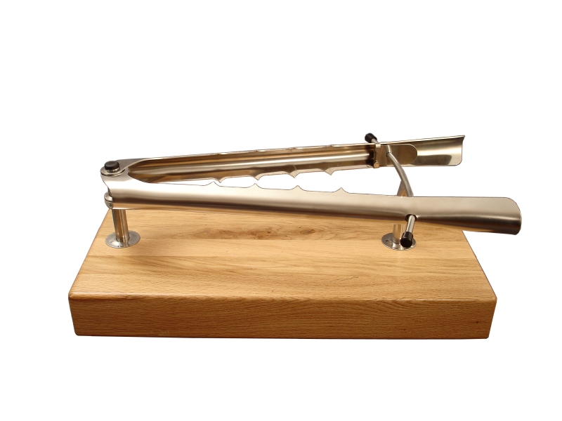 TEN Design: Ham stand