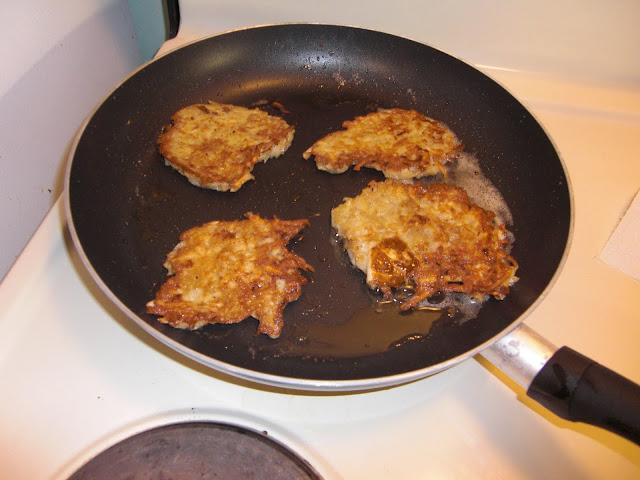 Everyday Adventures: Latkes