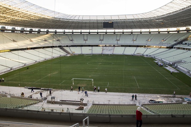 Arena Castelão em Fortaleza será inaugurada neste domingo (16/12/2012 ...