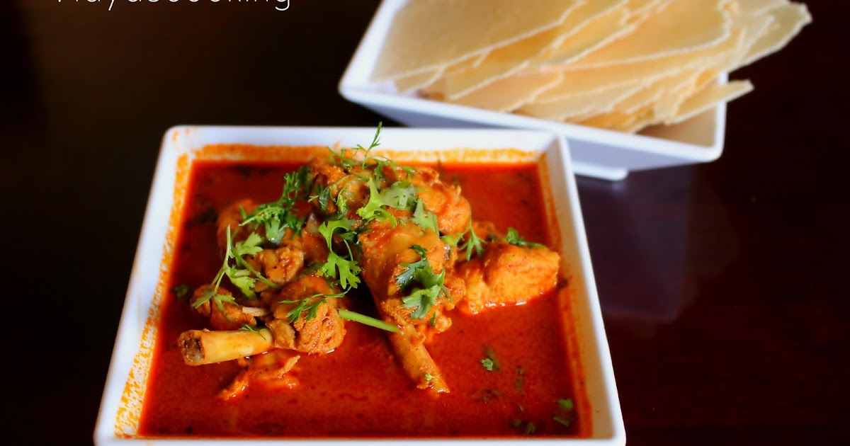 Kori Gassi/ Kori Rotti (Mangalorean Chicken Curry) Recipe