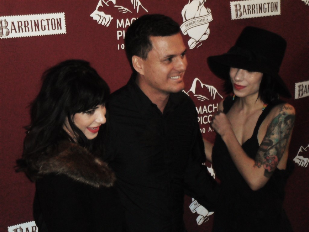 BLONDE.INK Hair Salon: July 2012