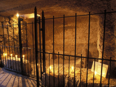 A Glimpse of Life.: The Garden Tomb.
