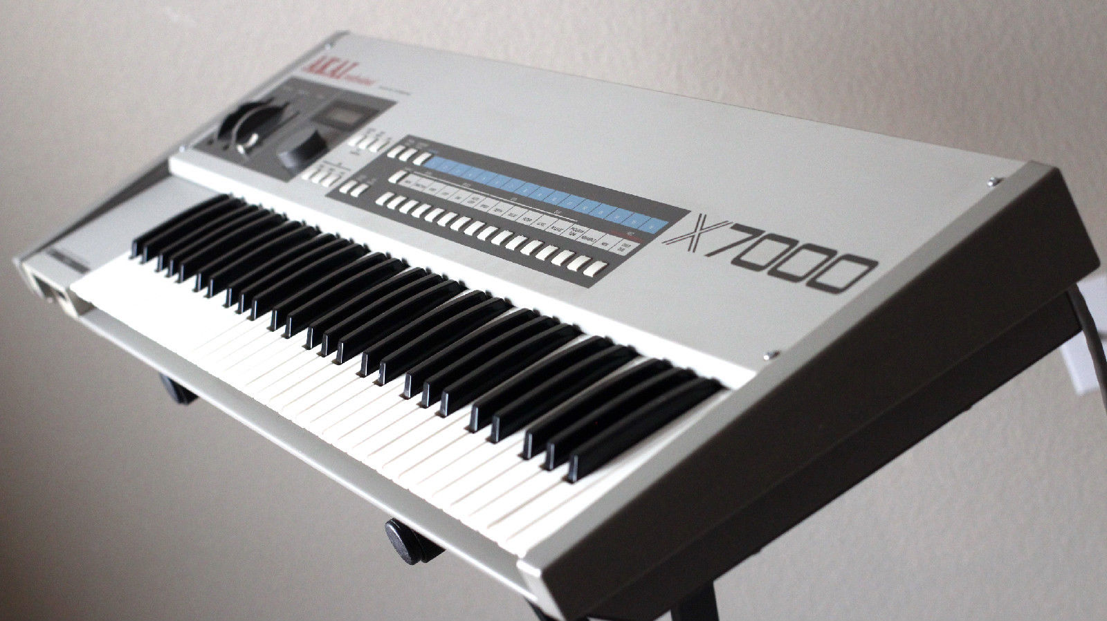 MATRIXSYNTH: Akai X7000 sampling synthesizer