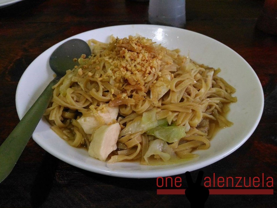 One Valenzuela: A Taste of Ilocos: Finding Ilocos Empanada and Pansit ...