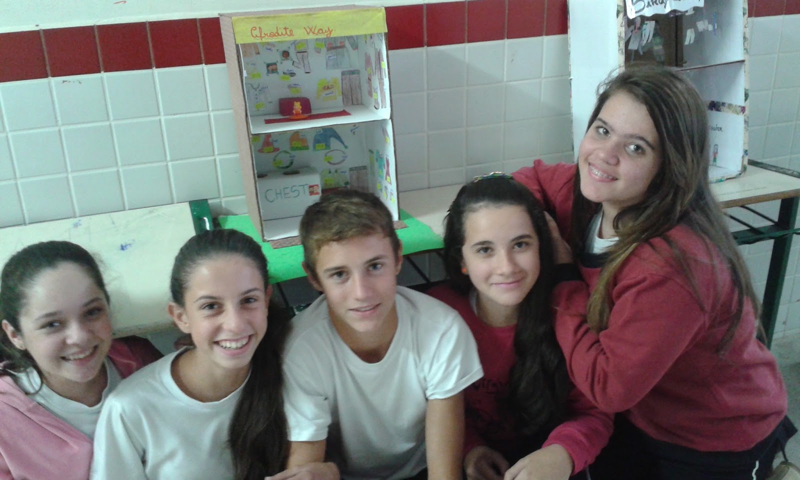 E.E.B. Bernardo Schmitz: Trabalho de Inglês