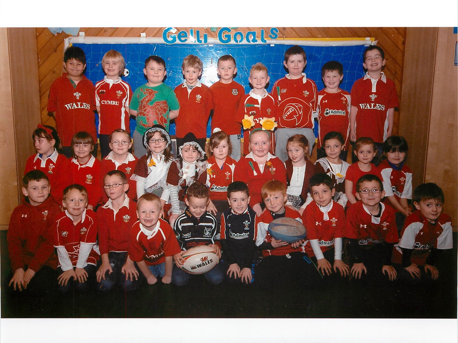 Gelli Primary School Latest News: Rhondda Leader Photographs 2012