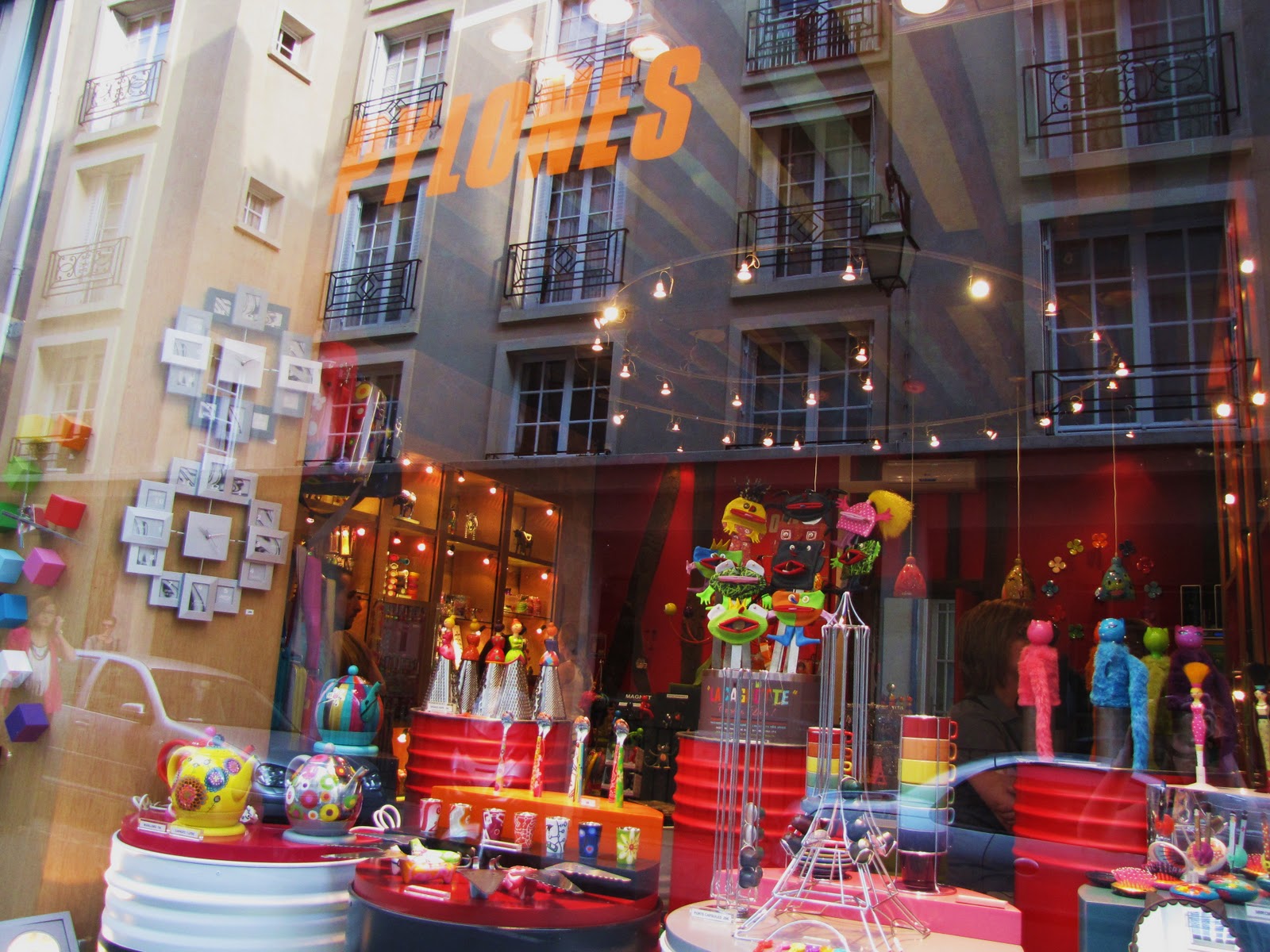 Pâtisserie Paris: Pylones