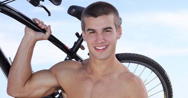 Body Launch: Jake Burton, the goofy and lovable bodybuilder