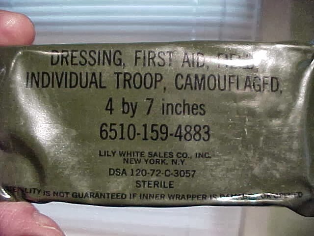 Webbingbabel: US Army Field Dressing