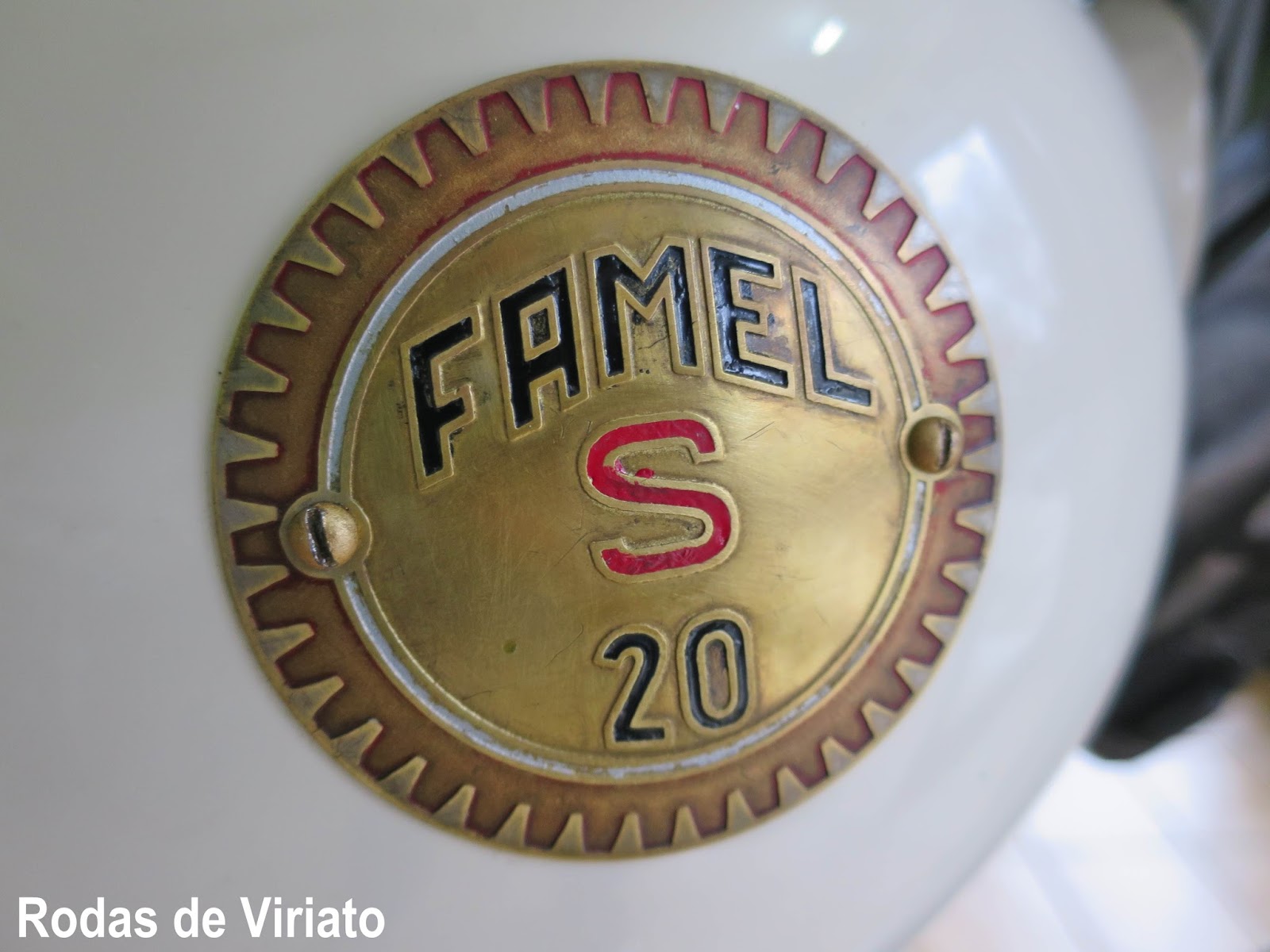 Motorizada Famel S 20 - Oficina Moto & Restauro