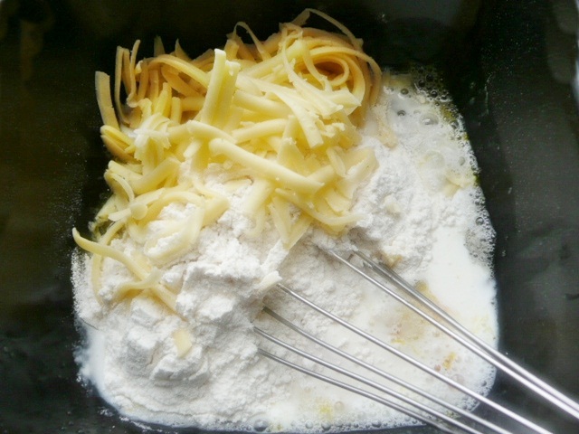 Angel's food: Flori de dovlecei umplute si apoi prajite