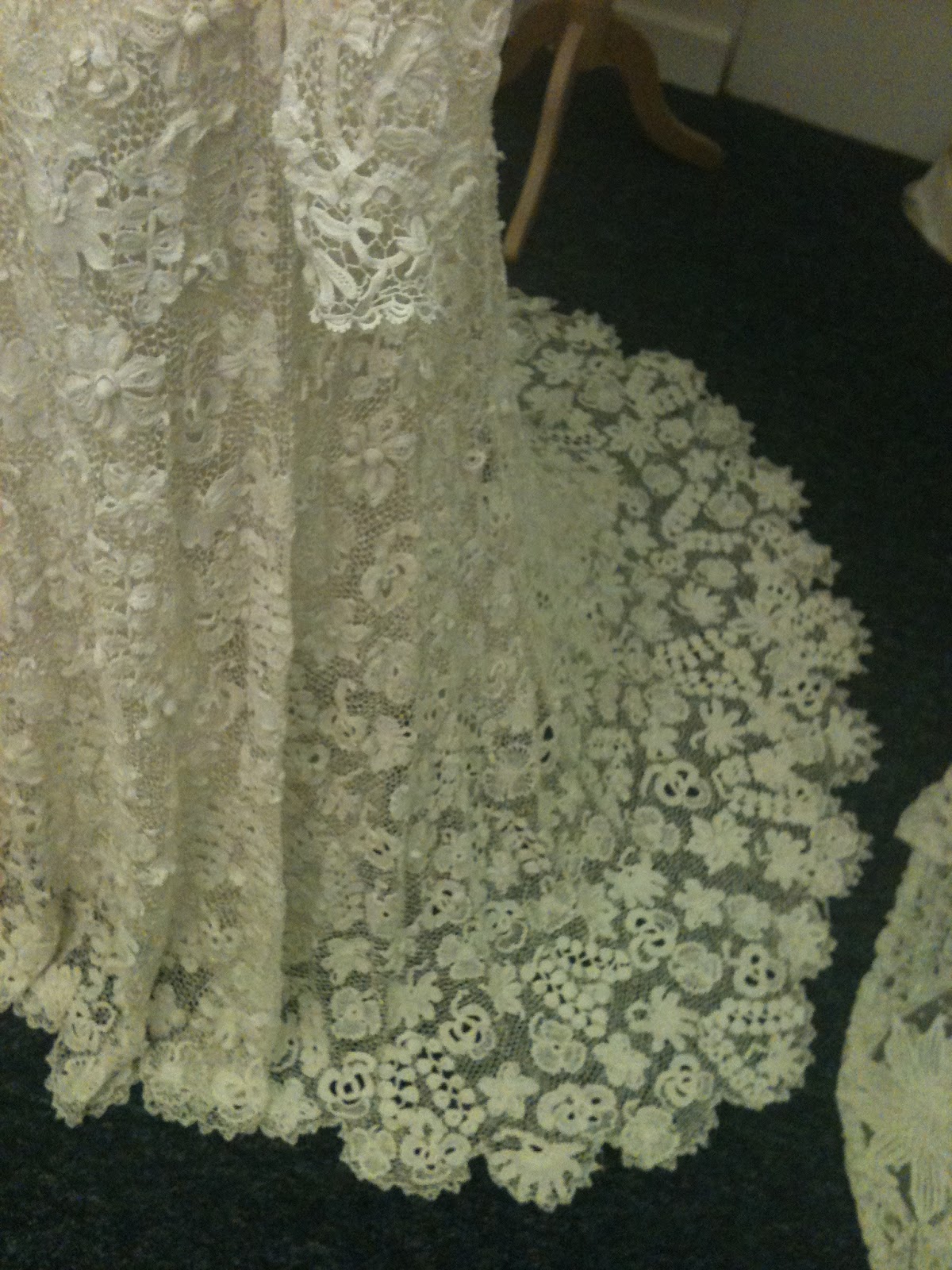 Rosemary Cathcart Antique Lace and Vintage Fashion: The Sheelin Lace ...