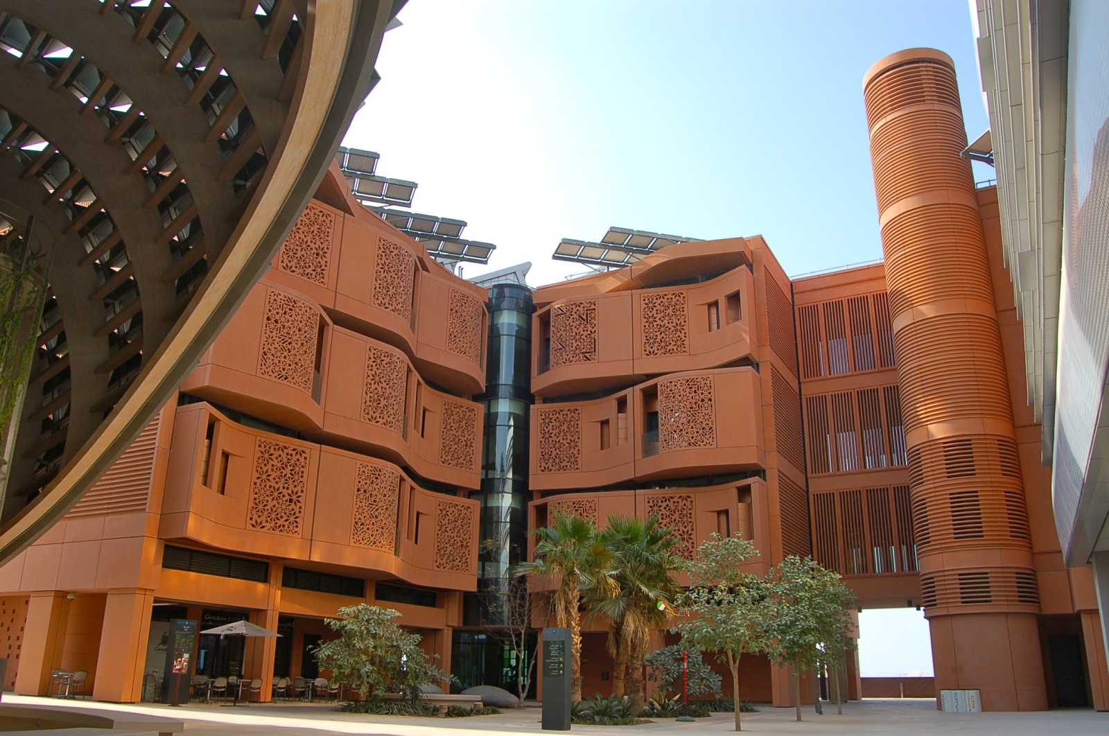 architecture now and The Future: MASDAR INSTITUTE BY FOSTER + PARTNERS
