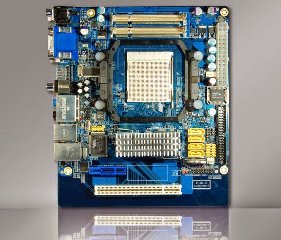 informatica de oficina: Placa base: DTX