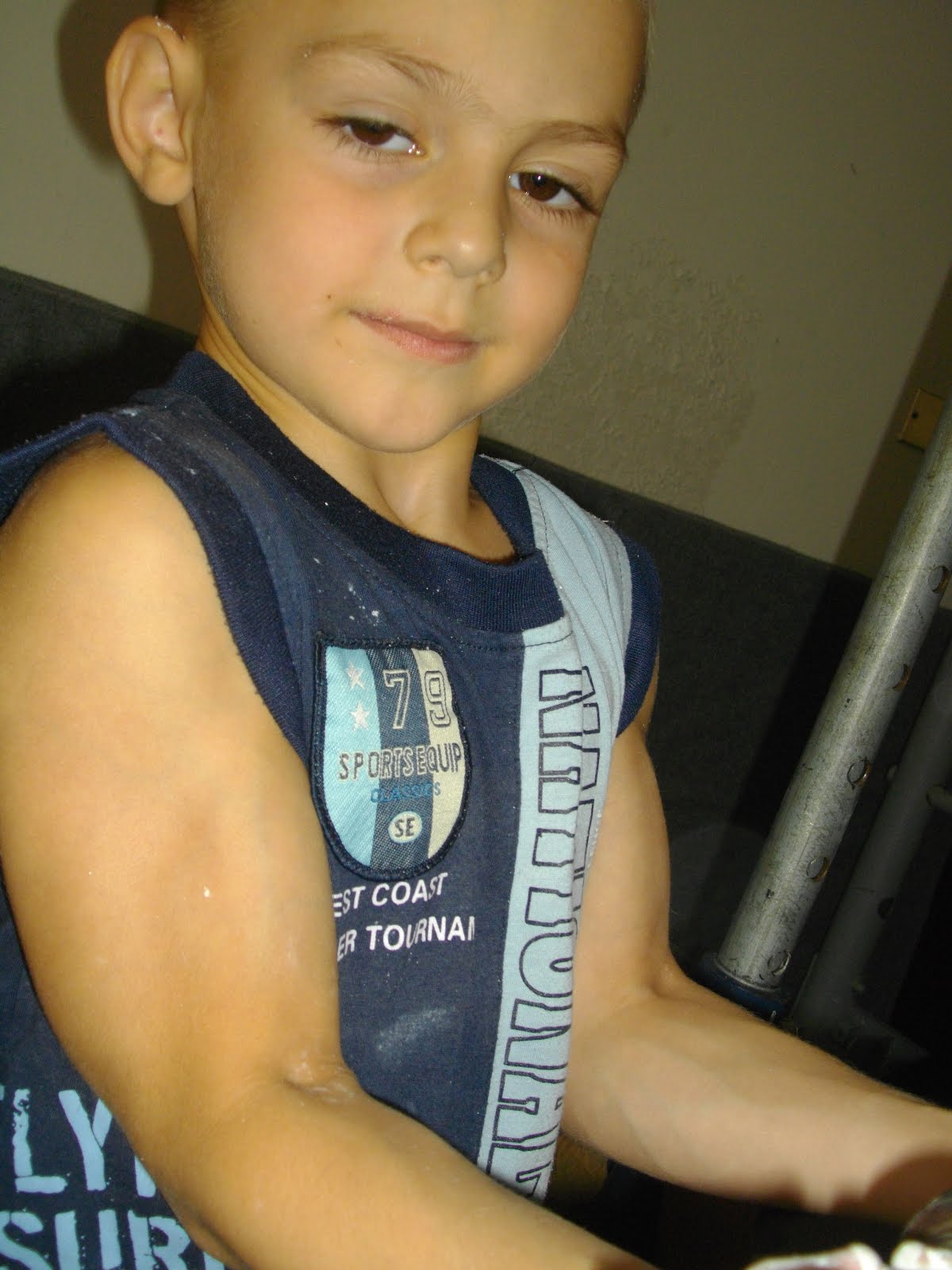 Giuliano Stroe: Giuliano's young muscles