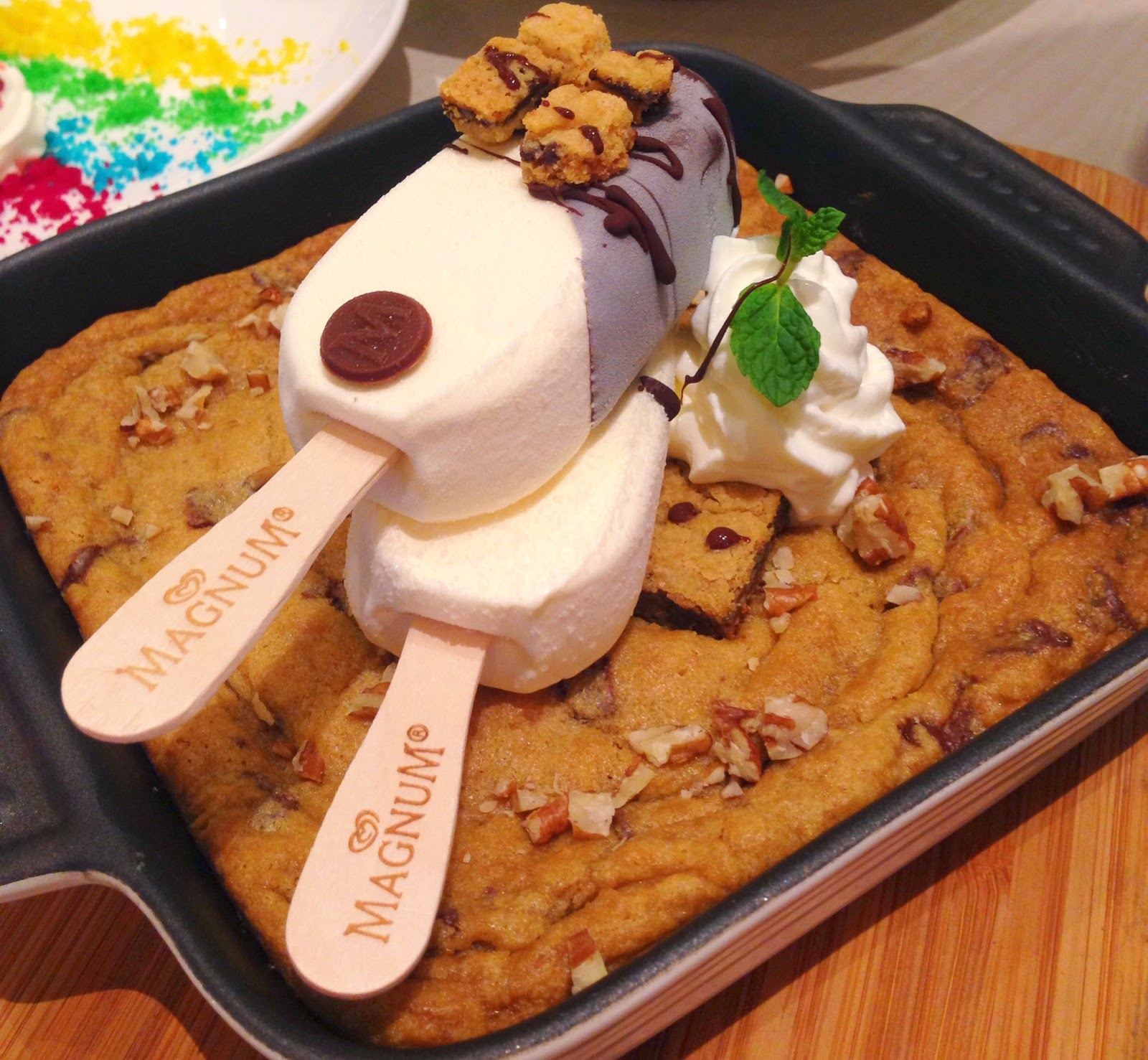 Anagon: Midnight Cravings: Magnum Manila