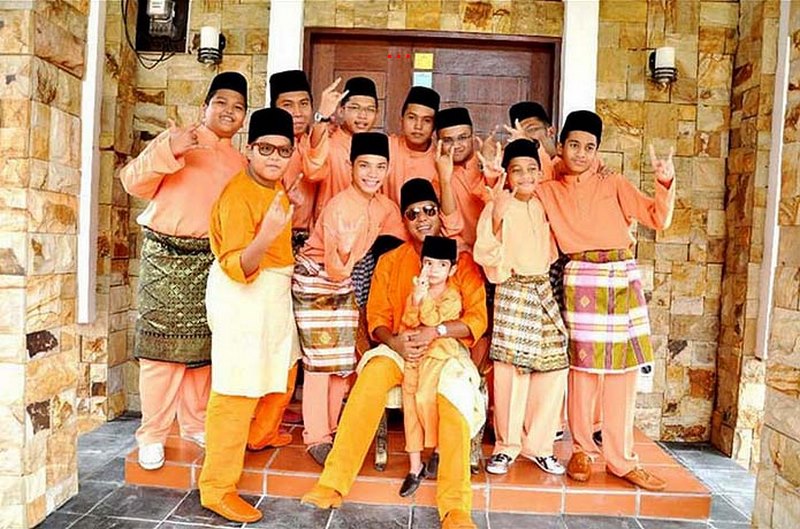 MYARTIS.COM | MYARTIS | MY | ARTIS: AL-FATIHAH - ANAK BUAH HATTAN ...