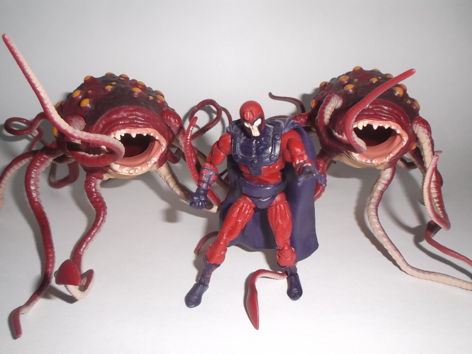 2 MINUTE TOY BREAK!: Rathtar's and the Many Possibilities!