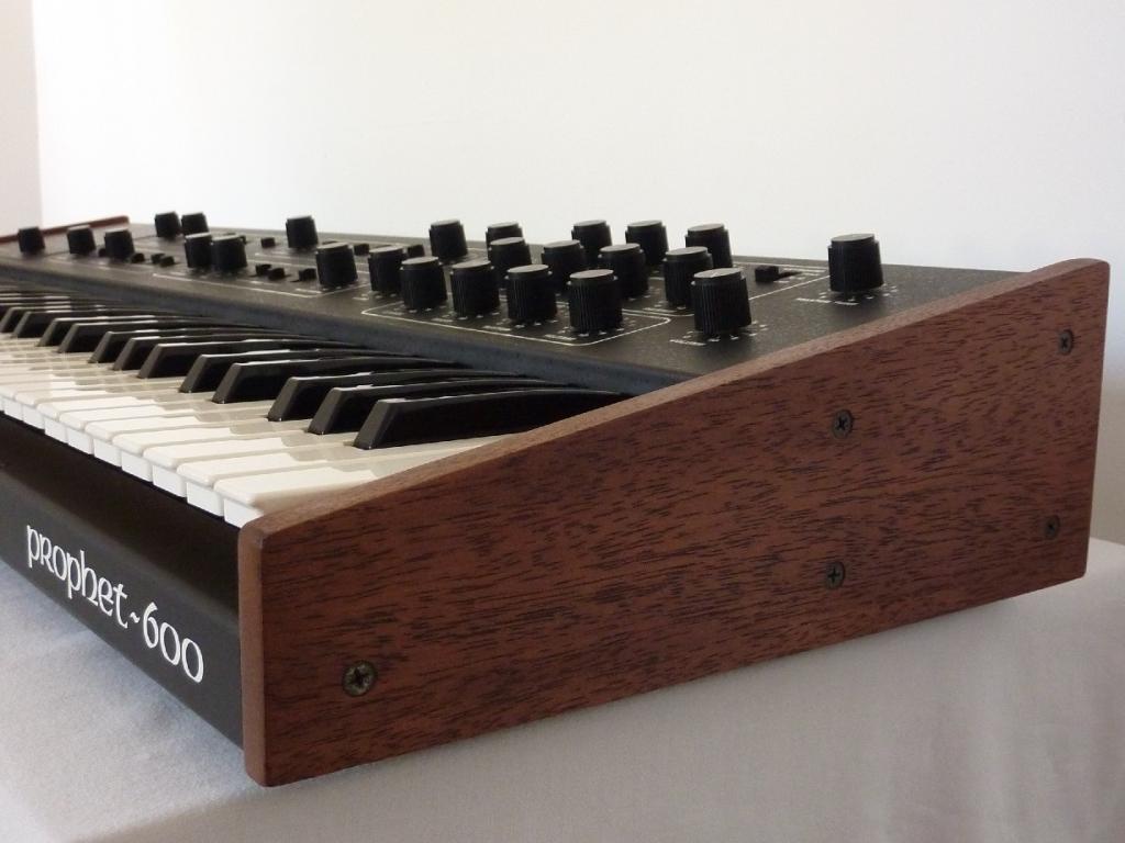 MATRIXSYNTH: Sequential Circuits Prophet 600 with Original Case