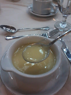 Camelia: Contoh Menu Table Manner SMKN 1 BANYUWANGI di Hotel Purnama ...