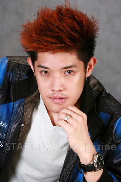 M y a n m a r H u n k s: San Toe Naing @ Star Focus