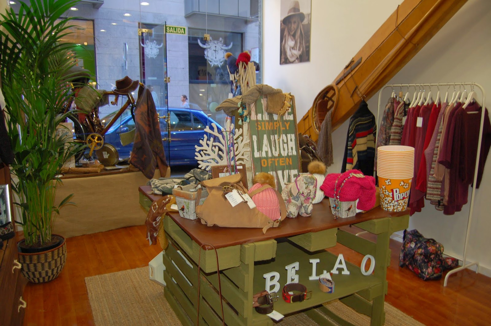 La Vie Est Belle: BARUK: The family concept