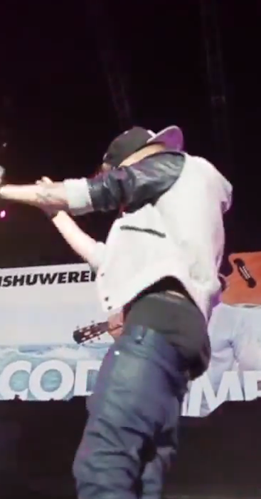 Celeb Saggers: Justin Bieber Sagging Calvin Kleins Below Ass