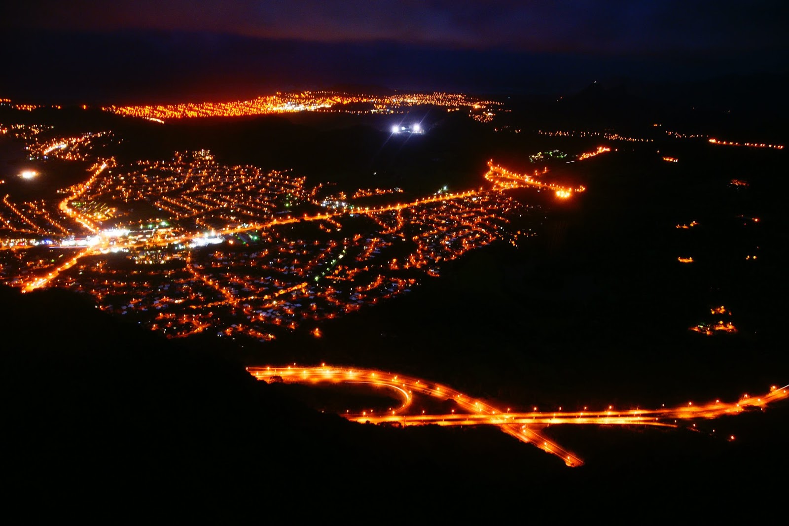 DGC's Hawaii Hiking Tales: 11-9-11: M. Middle Ridge to Haiku Stairs ...