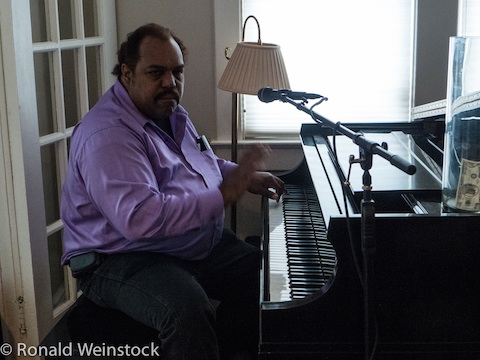 In a Blue Mood: Daryl Davis Boogies The Woogie at Tinner Hill Blues ...