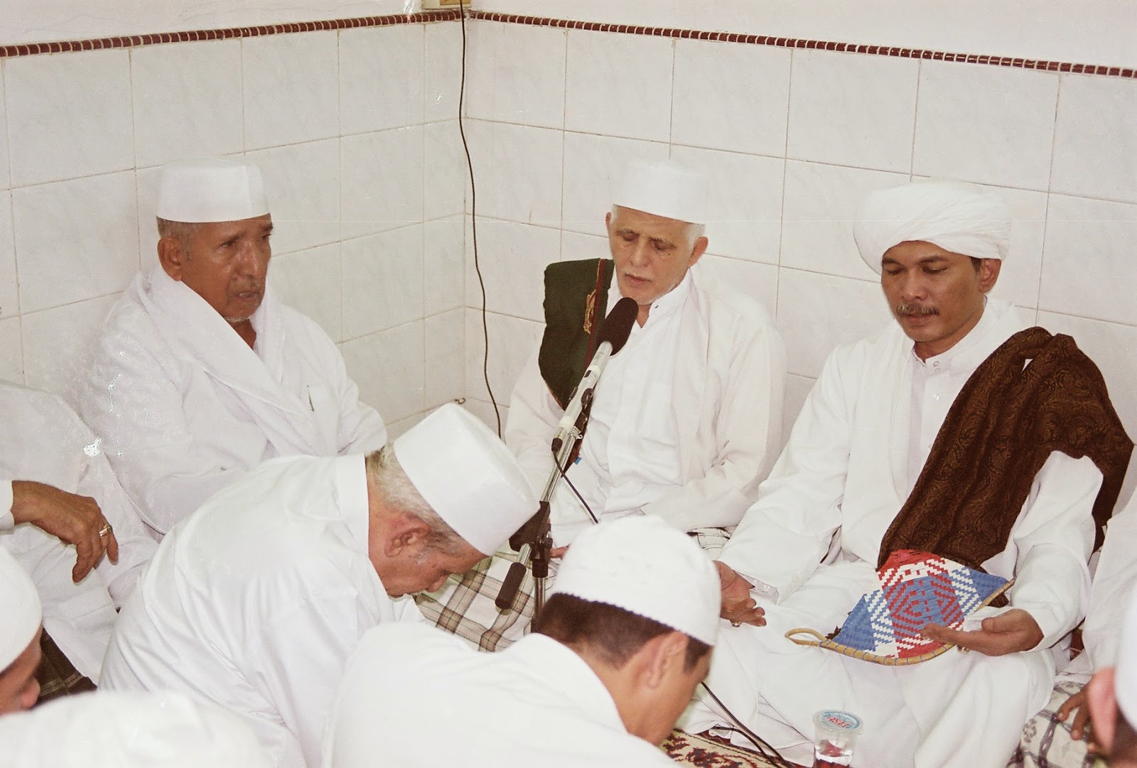 Haul Habib Neon 2004 - Majelis Ta'lim Almunawwarah