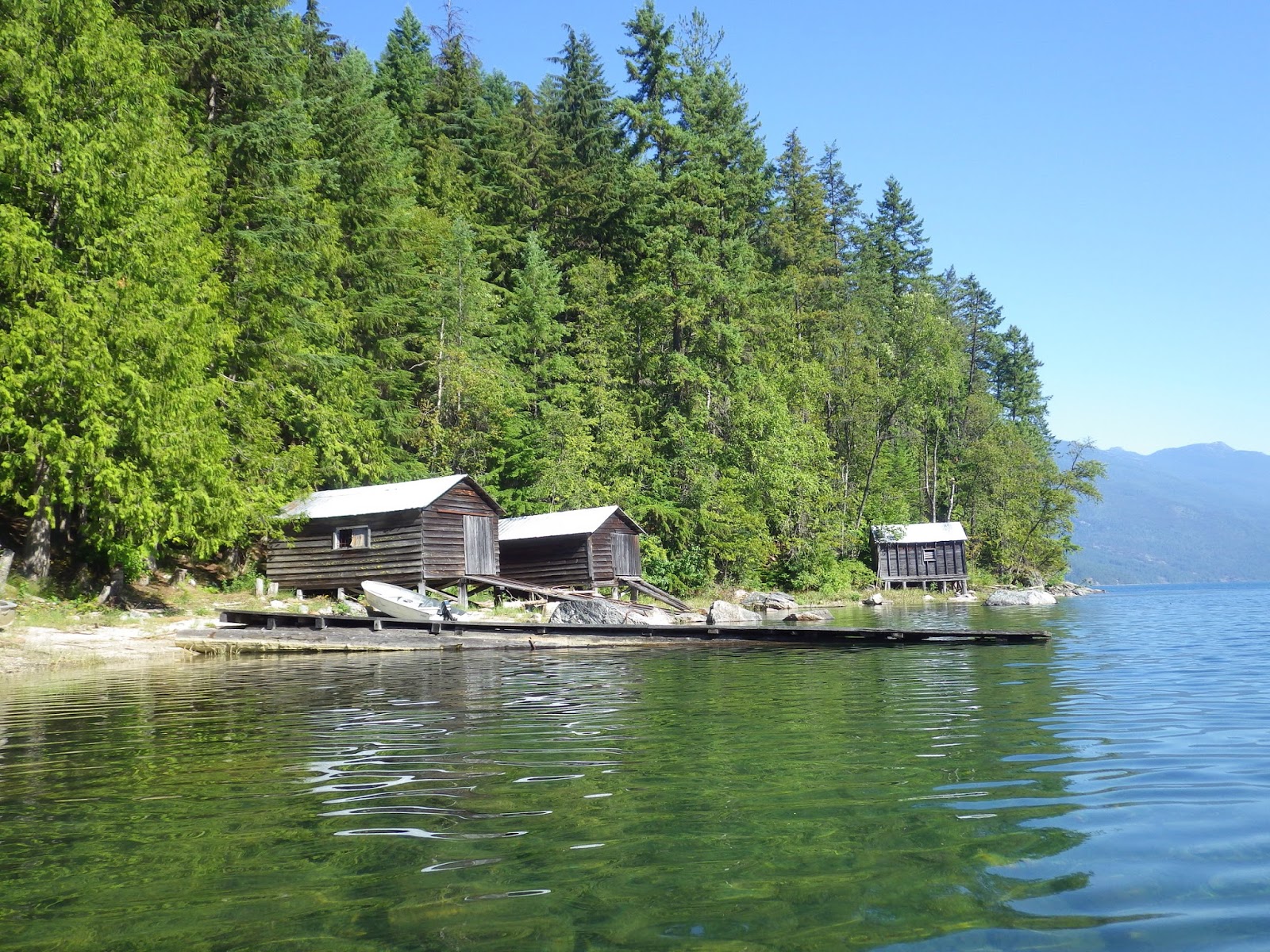 Dave'n'Kathy's Vagabond Blog: Paddling Slocan Lake