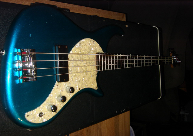 MUSE: Pedulla Rapture RB4(Blue) - Bass