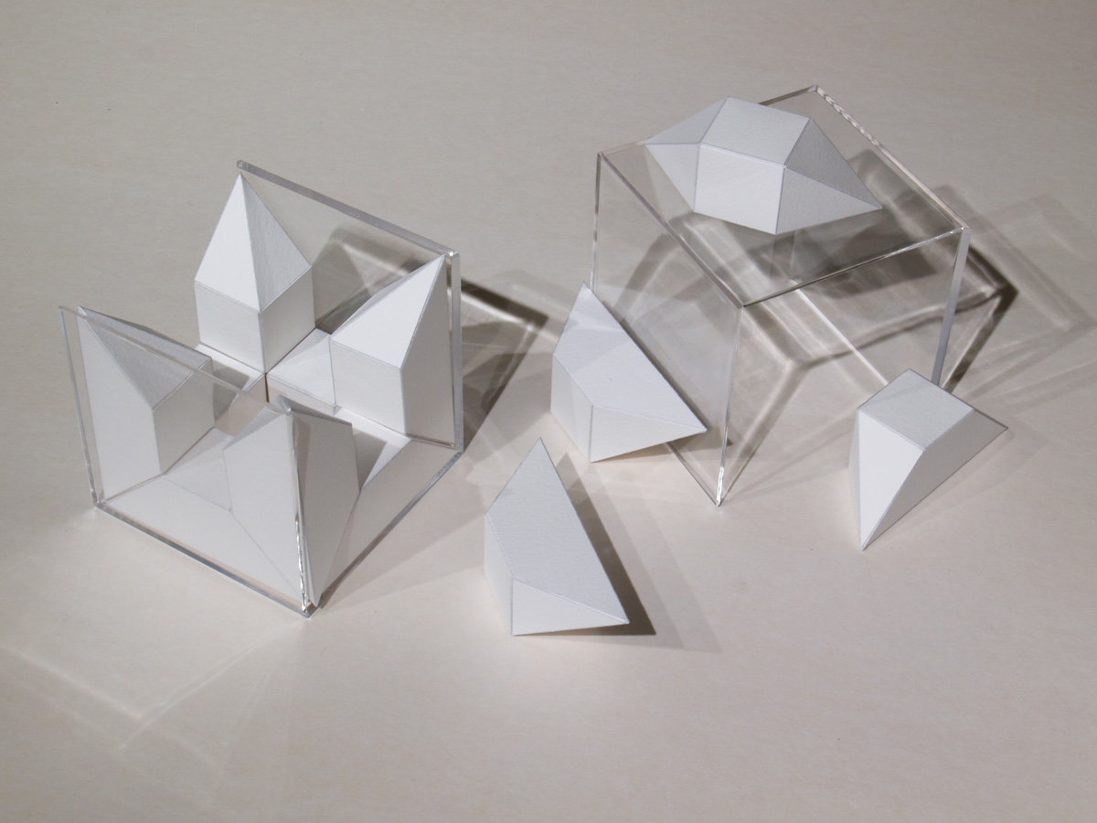LE BLOG DE CLAUDE LOTHIER: Quatre divisions de cubes dans des cubes en ...