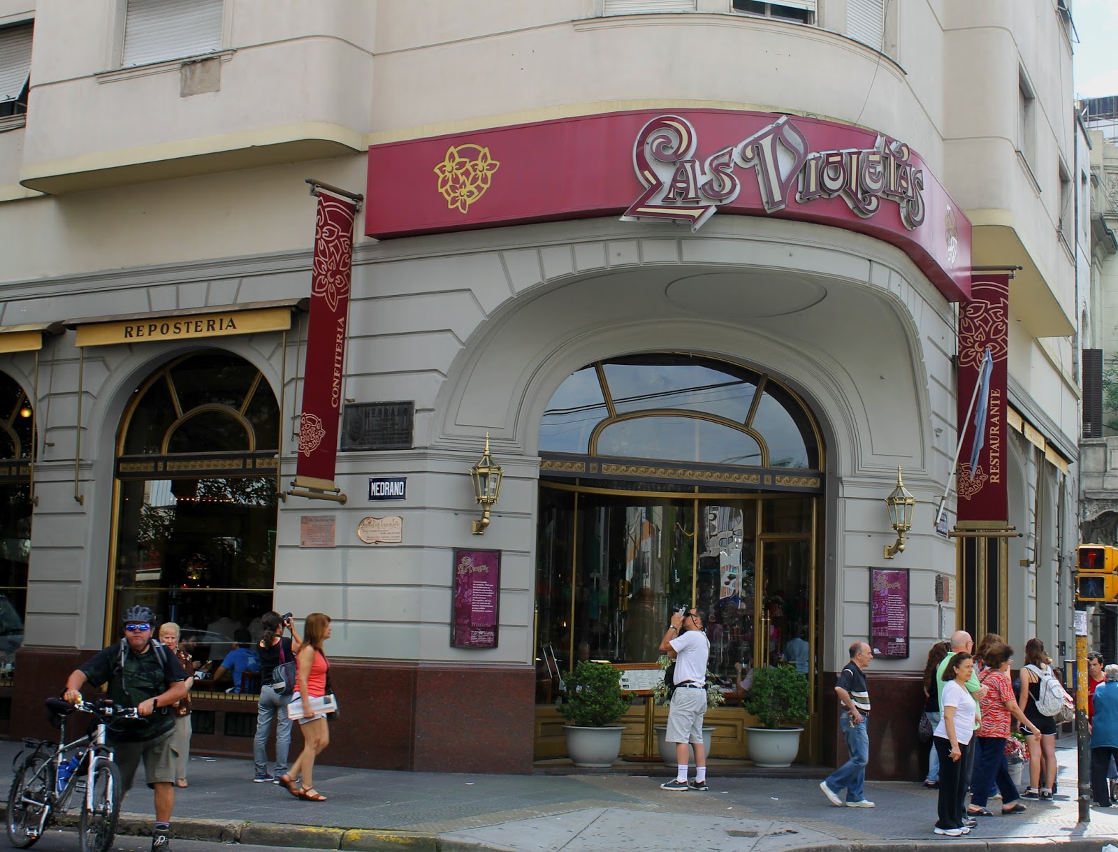 Bares Notables: Las Violetas