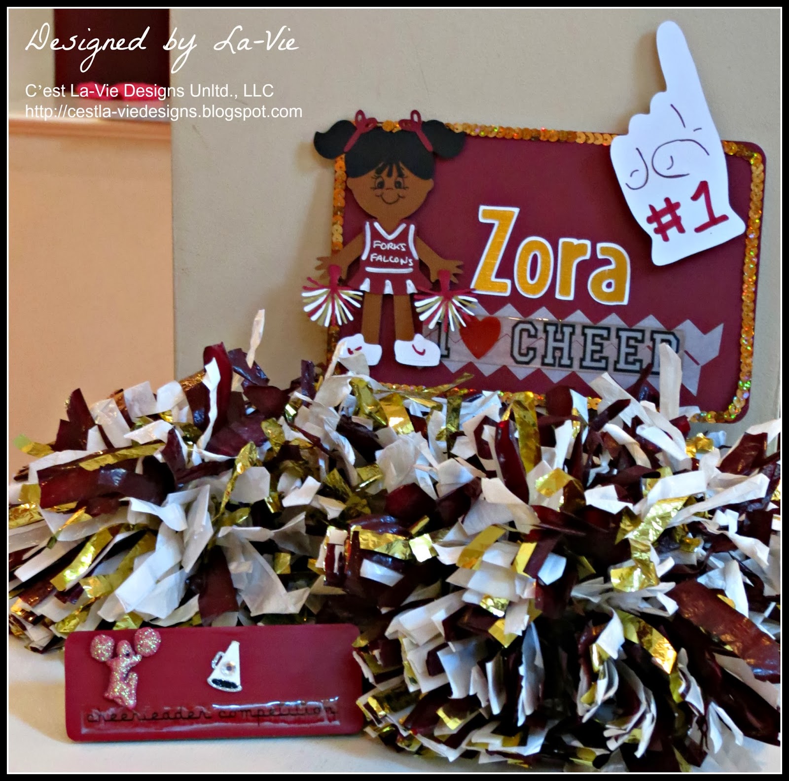 C'est La-Vie Designs Unltd., LLC: Embellished Cheerleader Spirit Signs ...