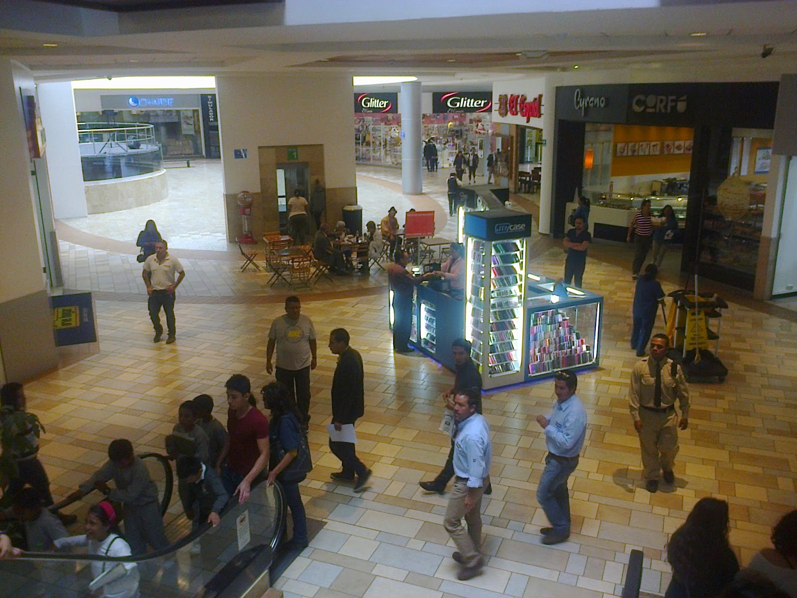 Centro Comercial "Condado Shopping" Quito
