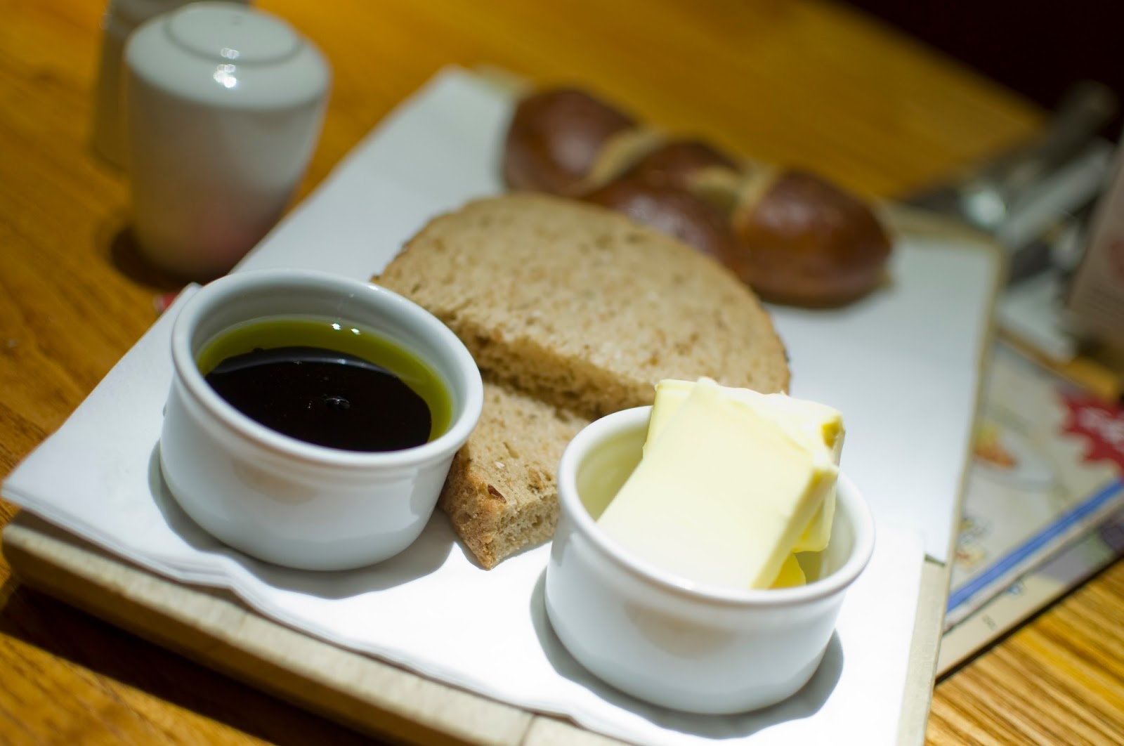 The Gateway, Eastleigh Table Table Review - Eyes On Stage