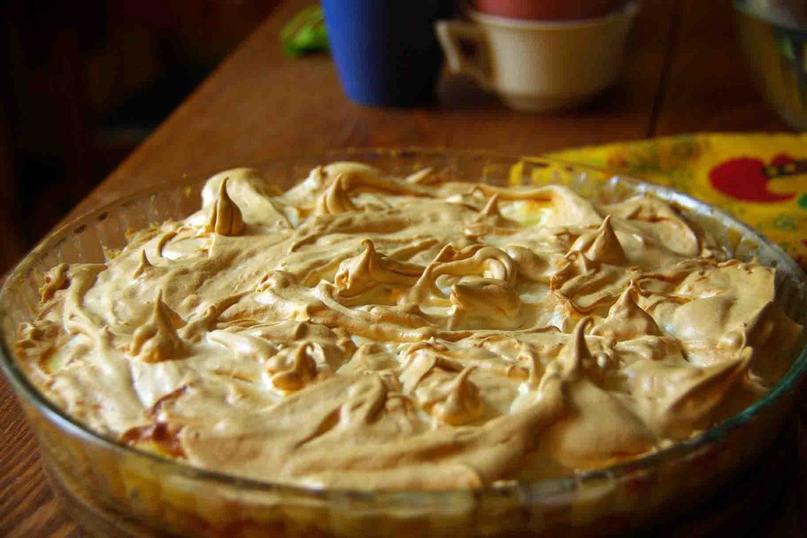 Armastusega tehtud toidud: Beseekattega punasesõstrakook